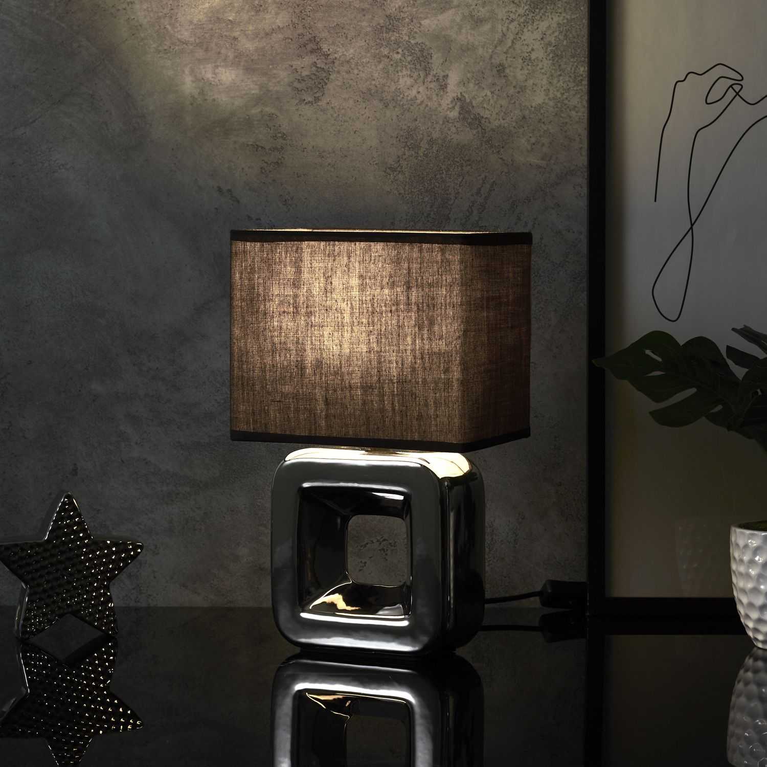 LAMPE CERAMIQUE FINITION CHROMEE H32.5CM – La Chaise Longue